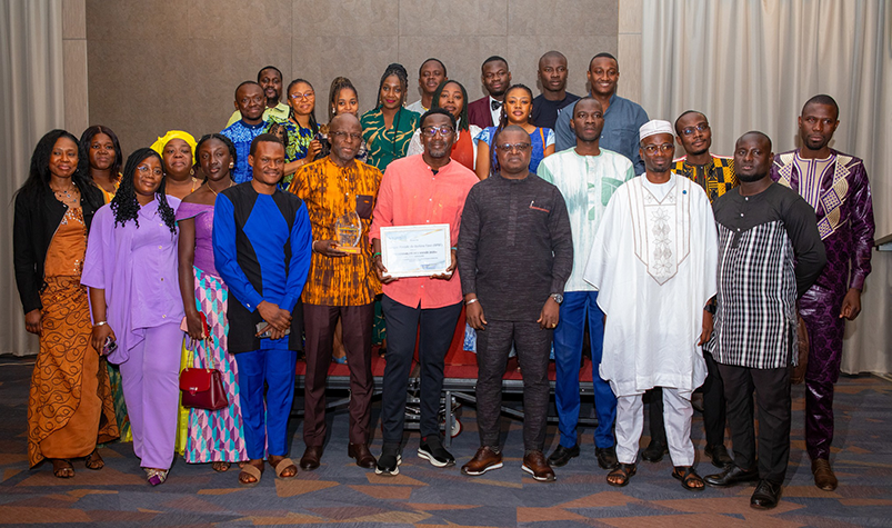 Banque Postale du Burkina Faso, « Personnalité de l’année » : l’hommage ...